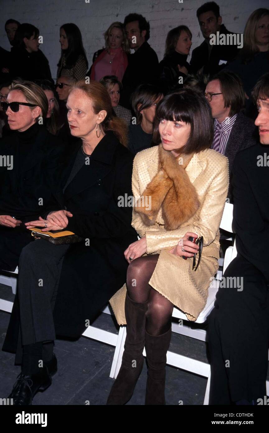 ANNA WINTOUR.K21112AR: HELMUT LANG FALL 2001 FASHION NYC 02/15/2001 J ...
