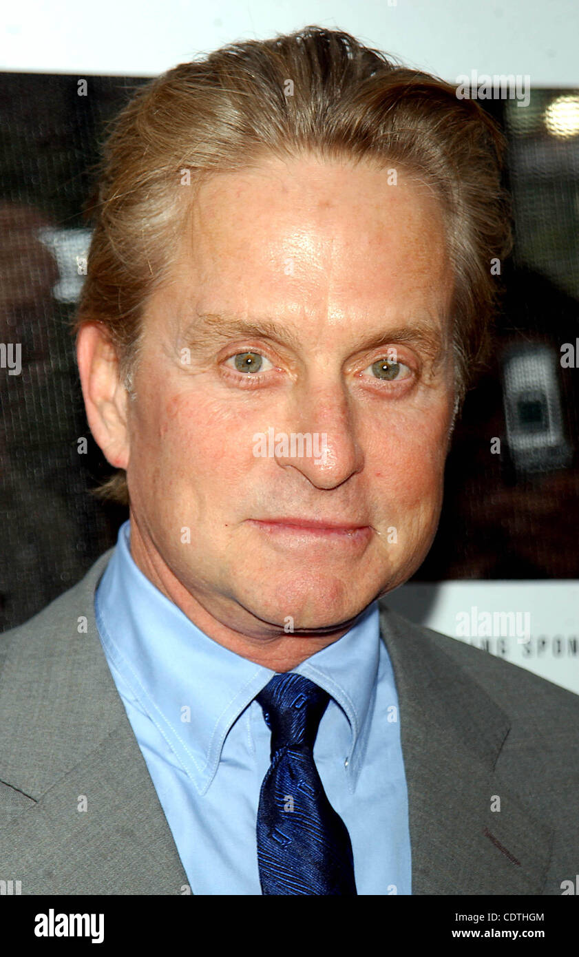 MICHAEL DOUGLAS.K30562AR.TRIBECA FILM FESTIVAL .PREMIERE OF ''THE IN ...