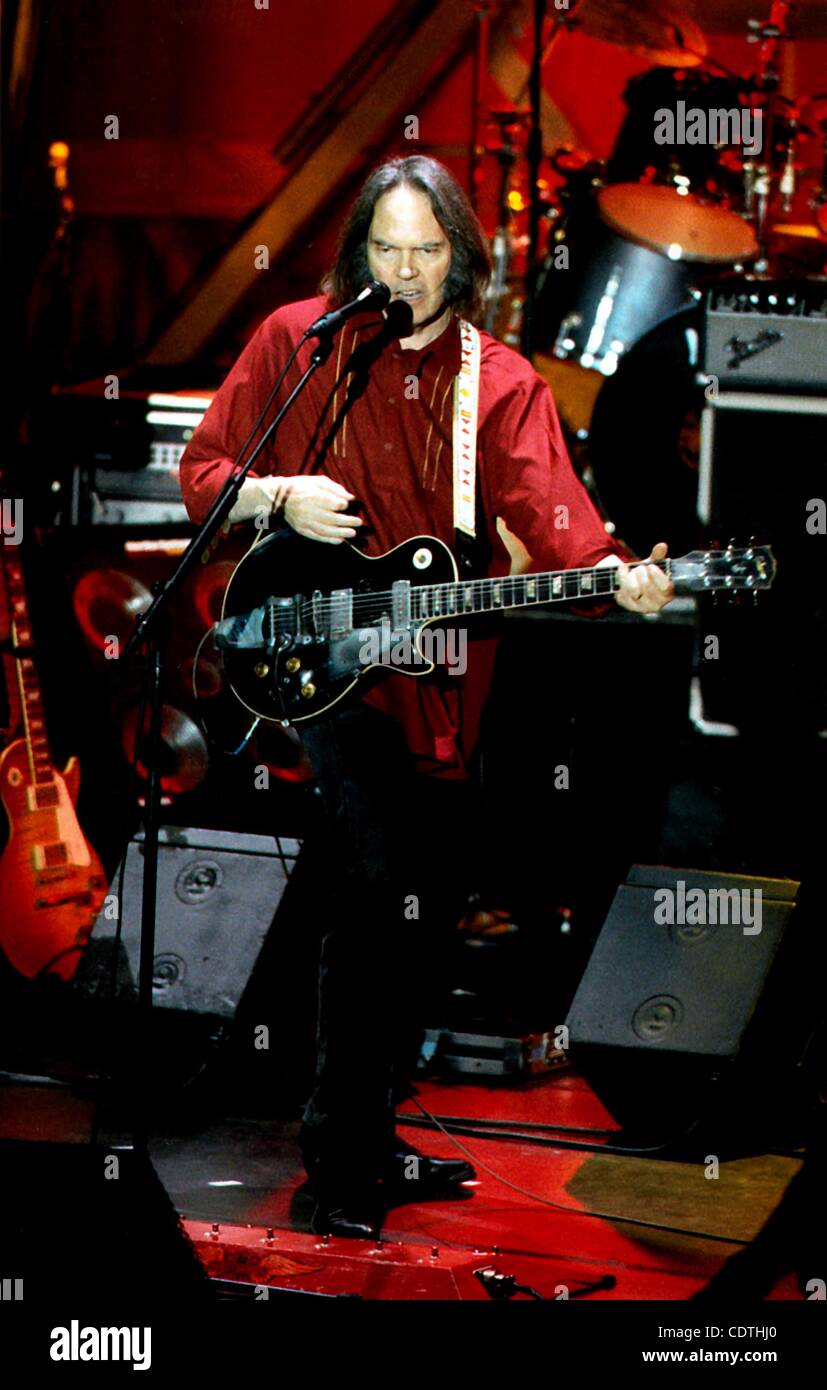 K0360AR.10TH ANNUAL ROCK AND ROLL HALL OF FAME AWARDS AT THE WALDORF ...