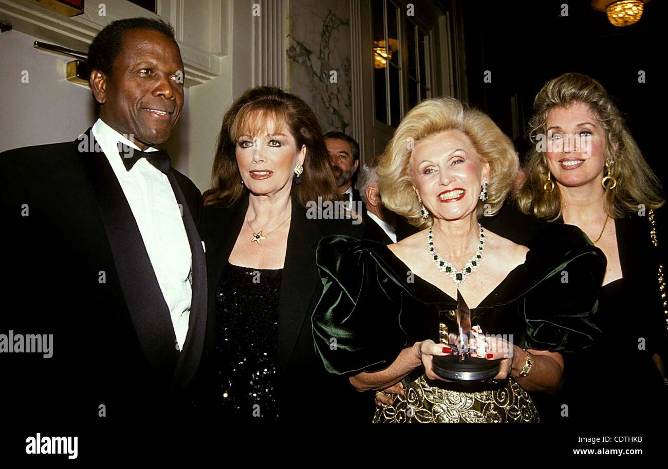 30222 SD1114.JDF PROMISE BALL .SIDNEY POITIER, JACKIE COLLINS, BARBARA ...