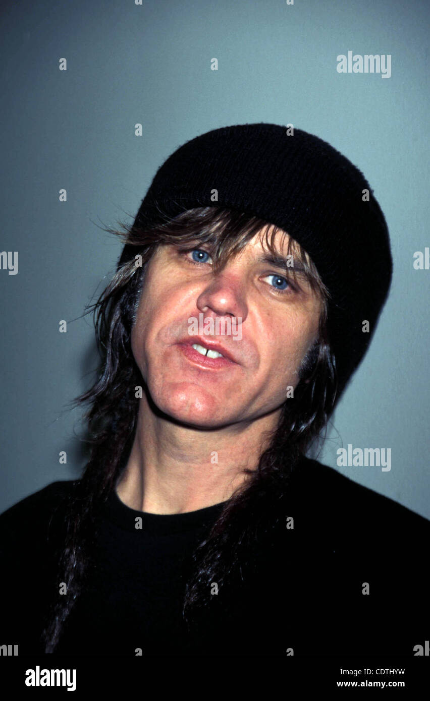 30376AR SD0831.95' ROCK AND ROLL HALL OF FAME AND MUSEUM..STEPHEN ...