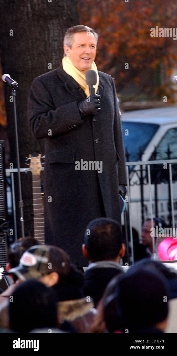 Charles gibson good morning america hi-res stock photography and images ...