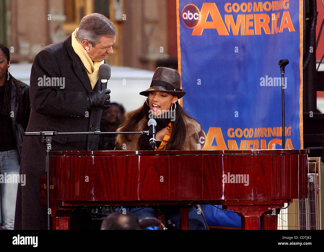Charles gibson good morning america hi-res stock photography and images ...
