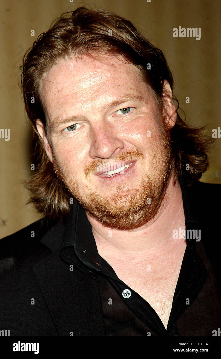 DONAL LOGUE.K30635AR.THE 2003-2004 ''WB'' UPFRONT AT THE SHERATON HOTEL ...