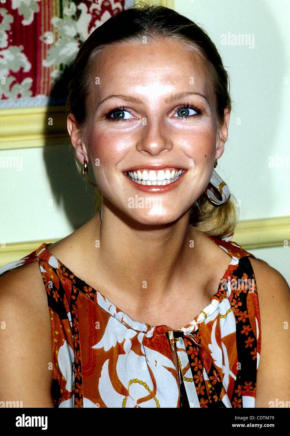 Cheryl ladd 1978 hi-res stock photography and images - Alamy