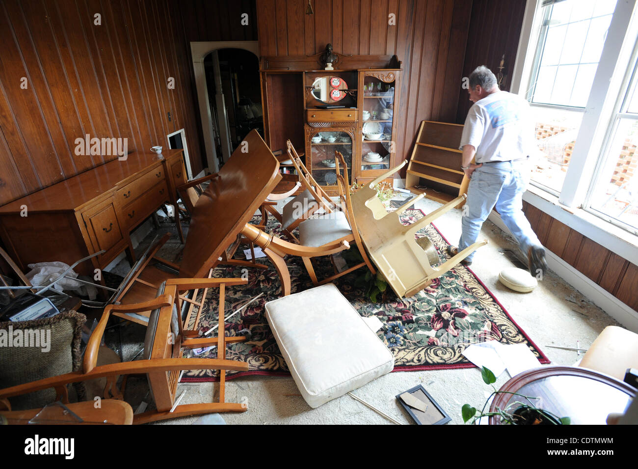 April 28, 2011 - Ringgold, Georgia, U.S. - JOHN WIGGINS walks through ...