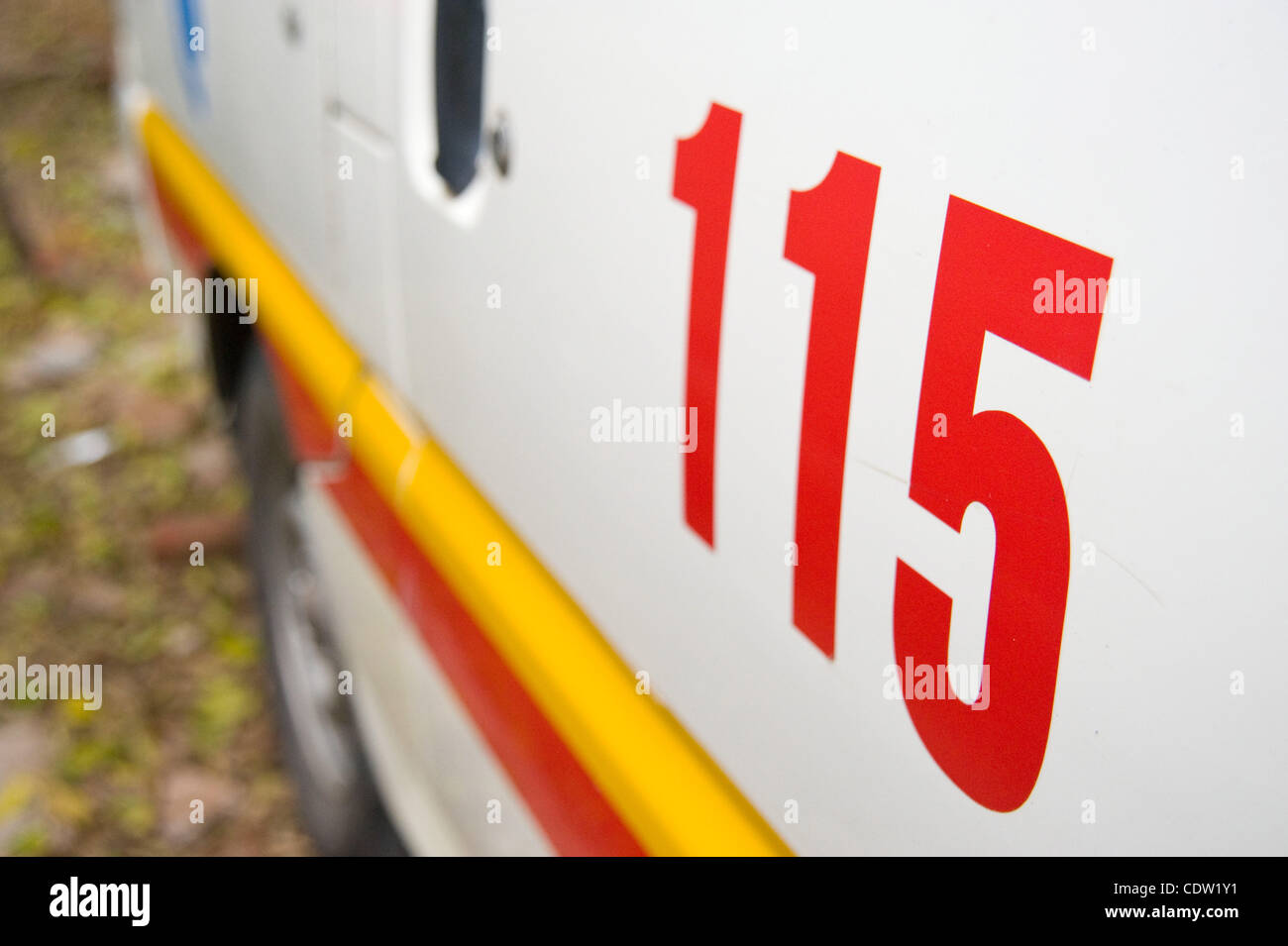 5 ambulances hi-res stock photography and images - Alamy