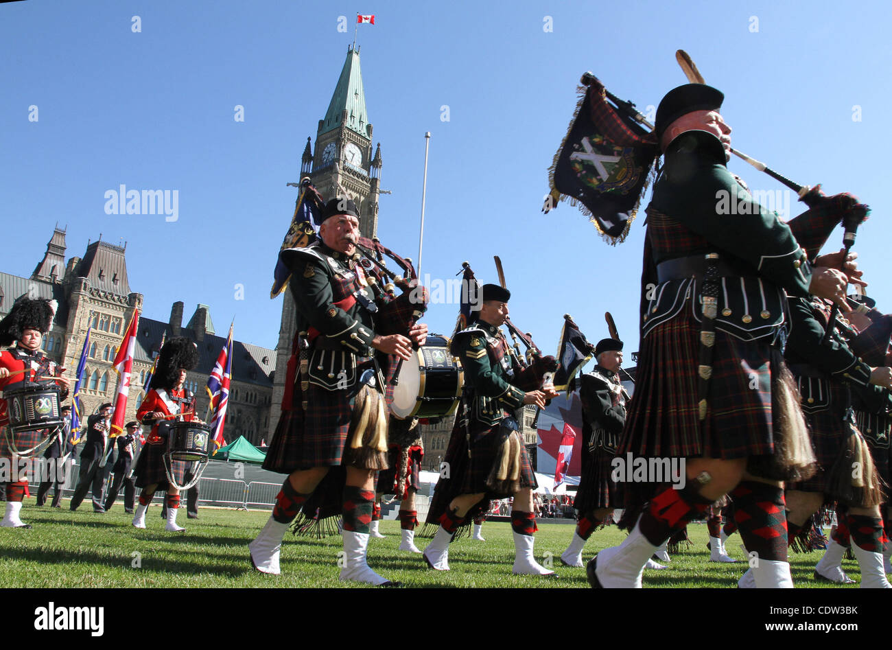 Jul 1, 2011 - Ottawa, Ontario, Canada - The Traditional raising flag ...