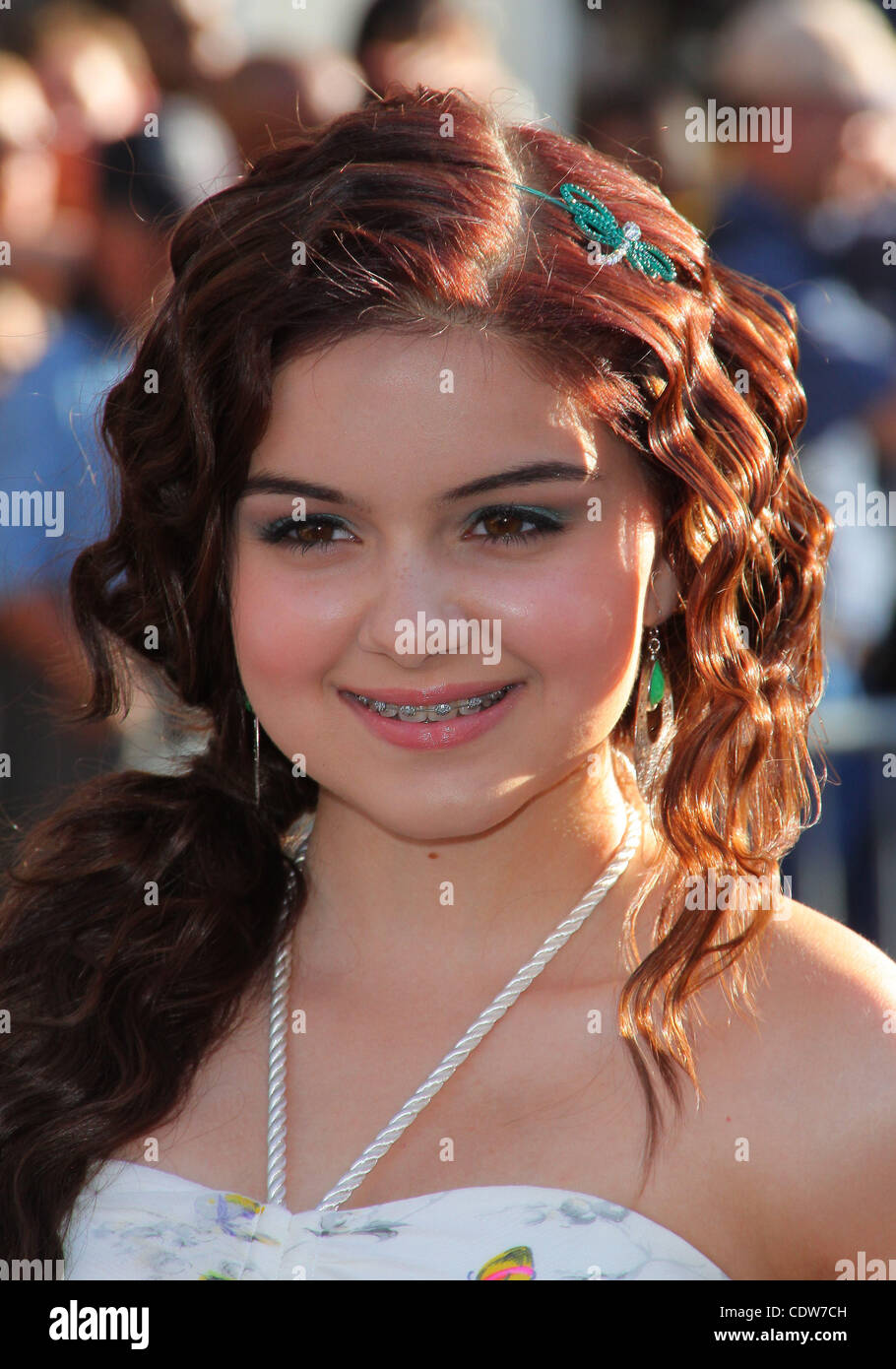 Ariel cars winter hi-res stock photography and images - Alamy