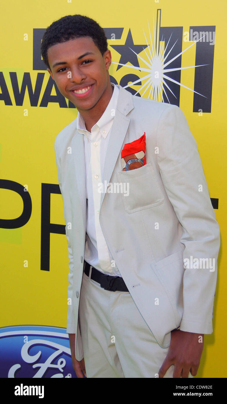 June 26, 2011 - Los Angeles, California, U.S. - Diggy Simmons.Debra L ...