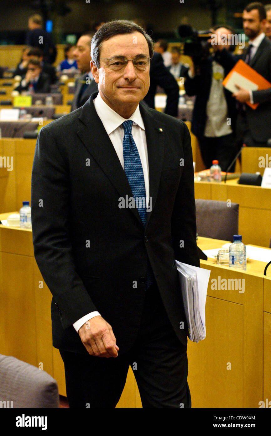 Italian banker hi-res stock photography and images - Alamy