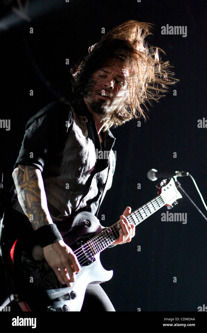 June 28,2011.Moscow,Russia. American rock band Papa Roach performing ...
