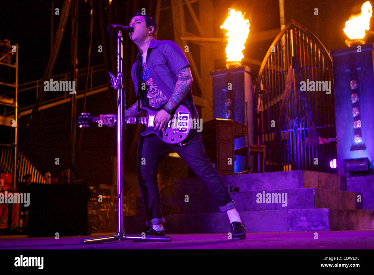 Zacky vengeance avenged sevenfold hi-res stock photography and images ...