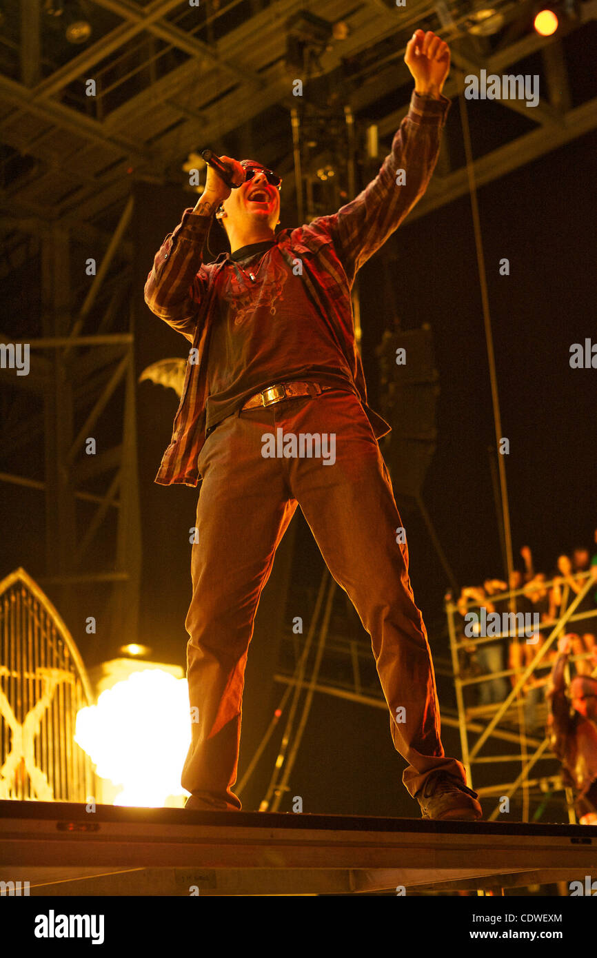 M shadows hi-res stock photography and images - Alamy