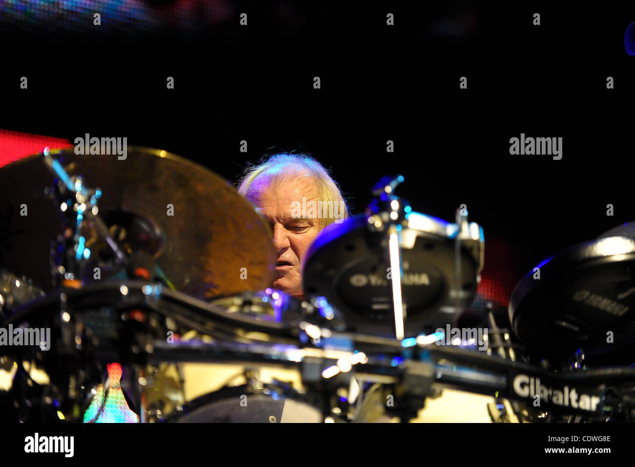 Drummer alan white hi-res stock photography and images - Alamy