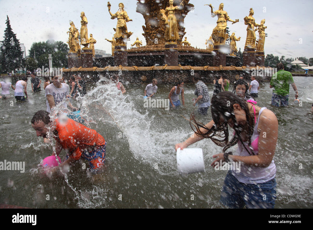 July 17,2011.Moscow,Russia.A Water Fight flash mob at `Friendship of ...