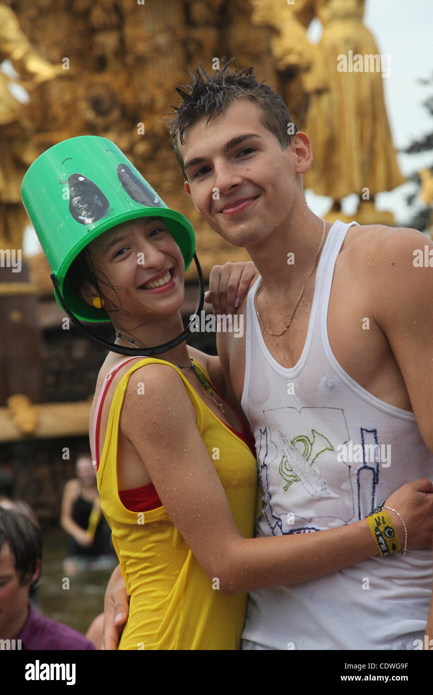 July 17,2011.Moscow,Russia.A Water Fight flash mob at `Friendship of ...