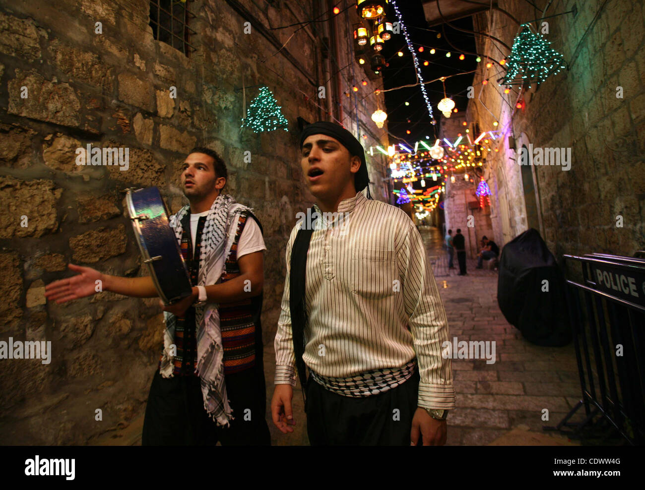 Traditional drum to wake hi-res stock photography and images - Alamy