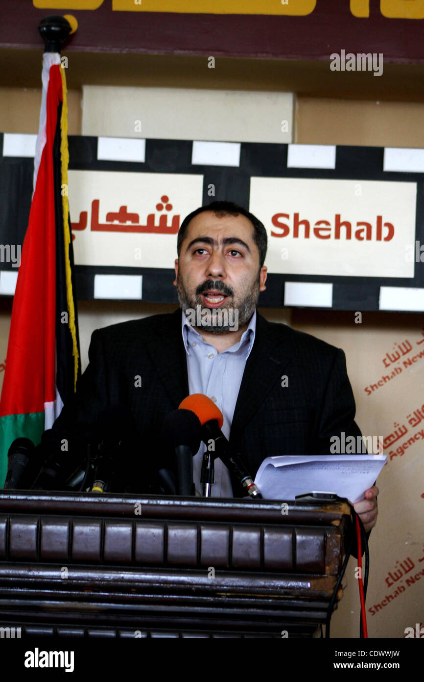 The spokesman of the Palestinian government in Gaza Strip, Taher al ...