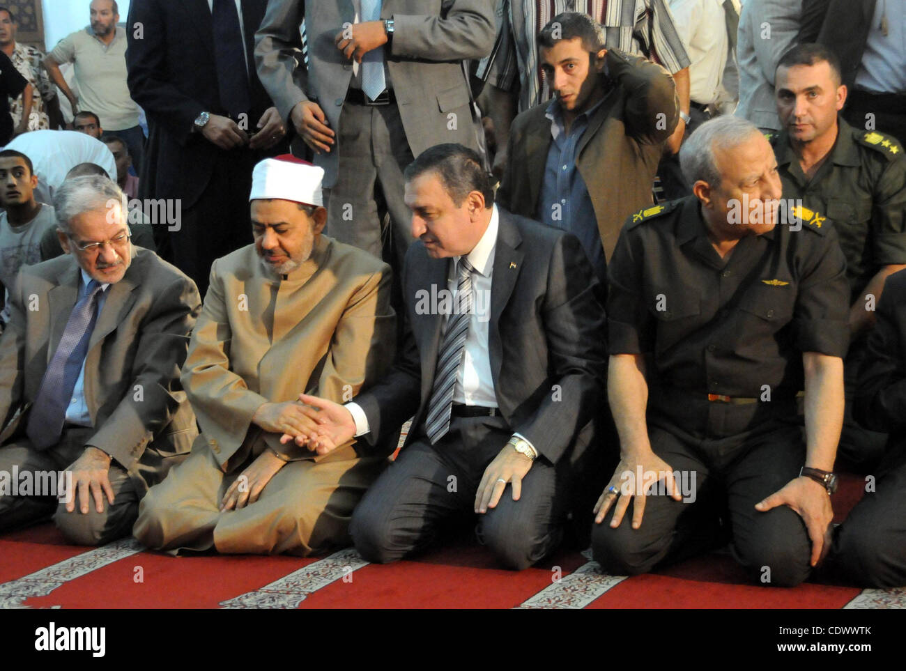 Aug. 26, 2011 - Cairo, Egypt - Egyptian Prime Minister, ESSAM SHARAF (C ...
