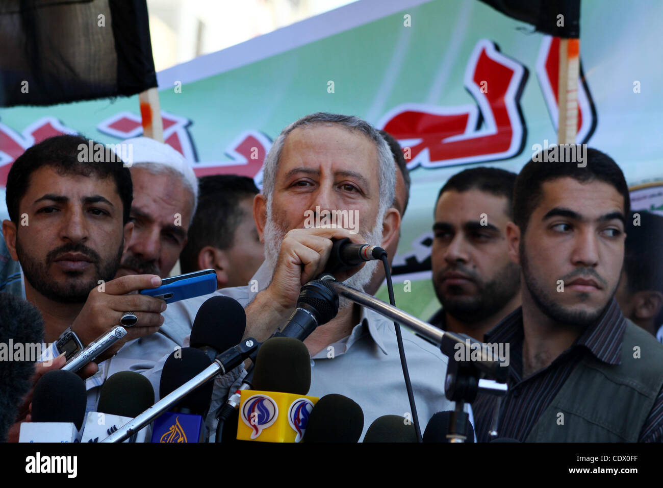 Palestinian Jihad Islamic leader, Mohammed al-Hindi speaks after Friday ...