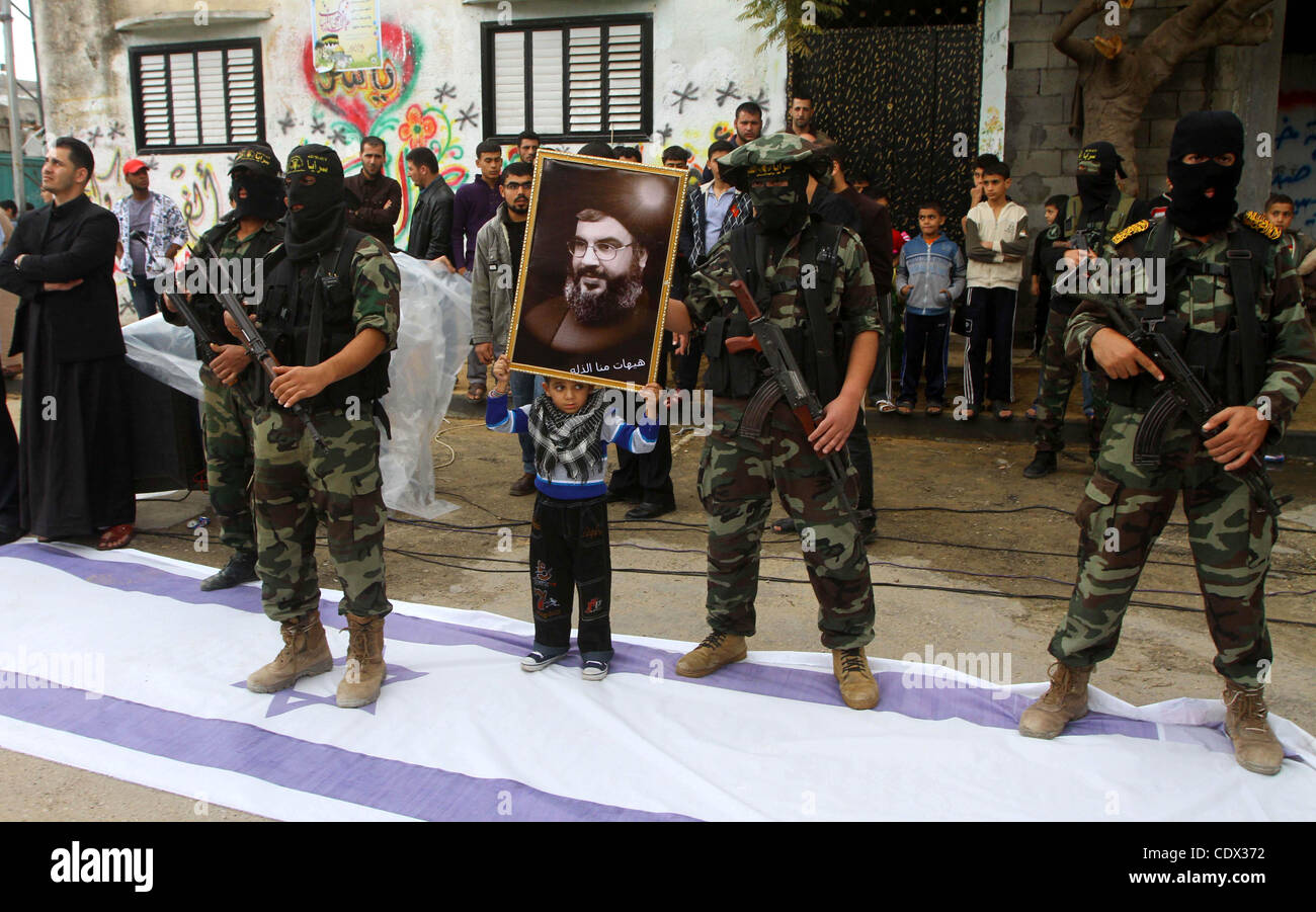 Palestinian islamic jihad militants hi-res stock photography and images ...