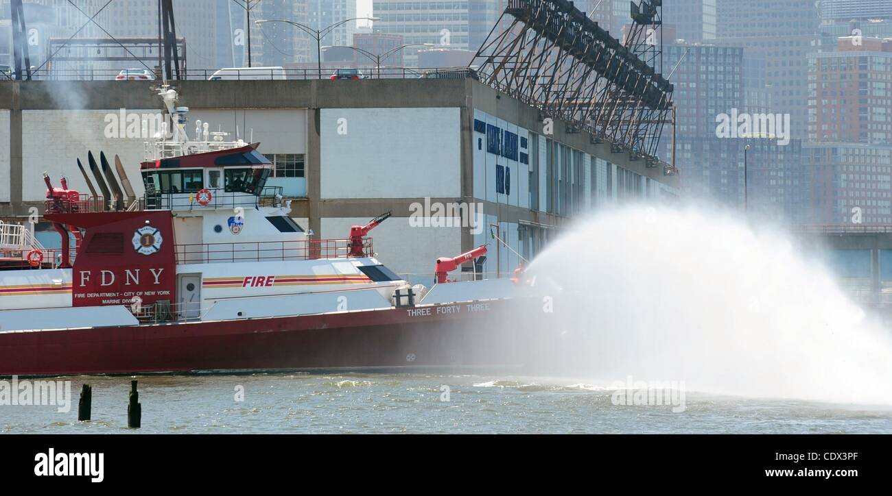 July 26, 2011 - Manhattan, New York, U.S. - The FDNY fireboat ...