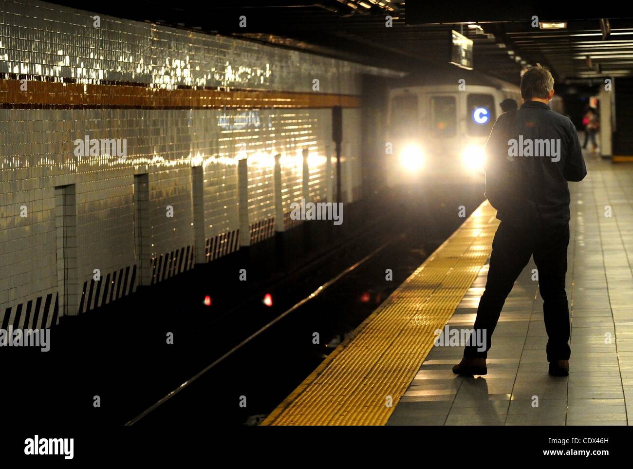14th street subway hi-res stock photography and images - Alamy