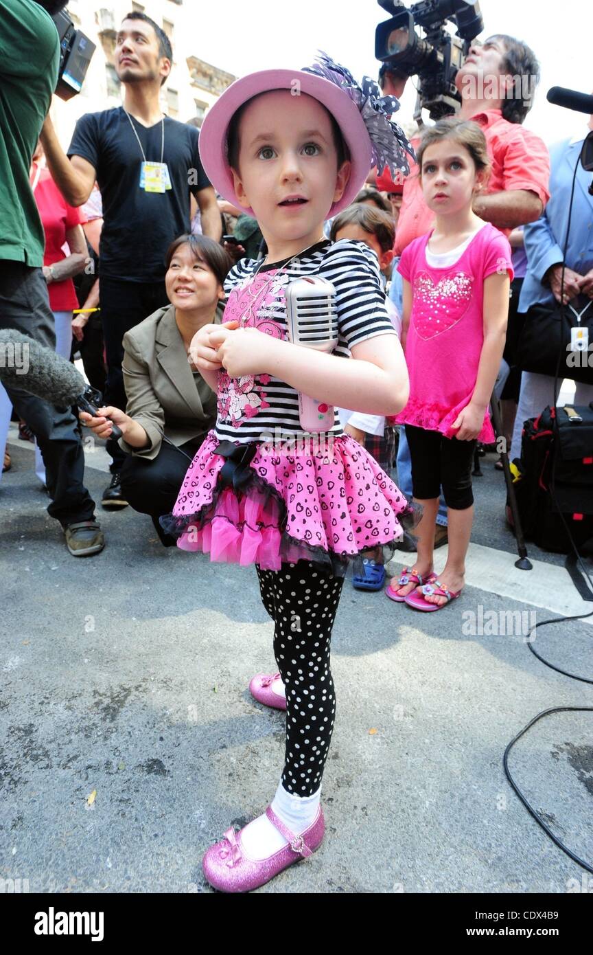 Sept. 1, 2011 - Manhattan, New York, U.S. - Brooke, 4, of Corpus ...