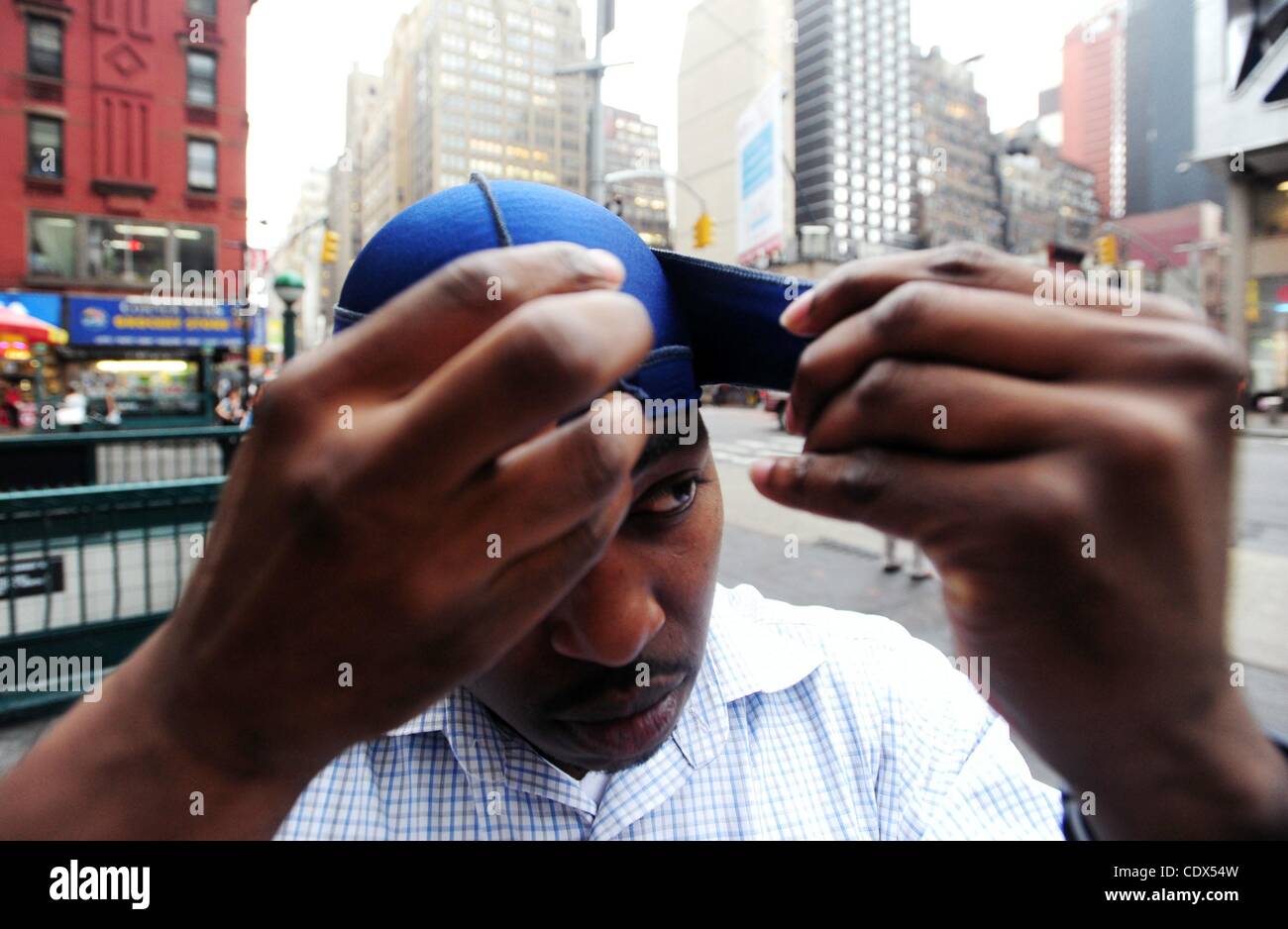 Sept. 29, 2011 - Manhattan, New York, U.S. - AARON HENRY, of Harlem ...