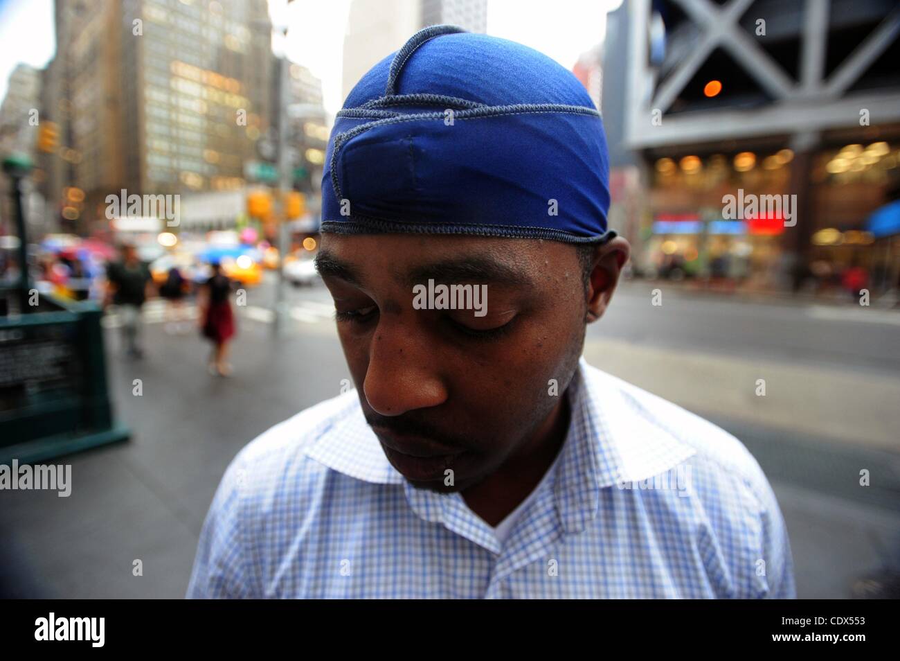 Sept. 29, 2011 - Manhattan, New York, U.S. - AARON HENRY, of Harlem ...