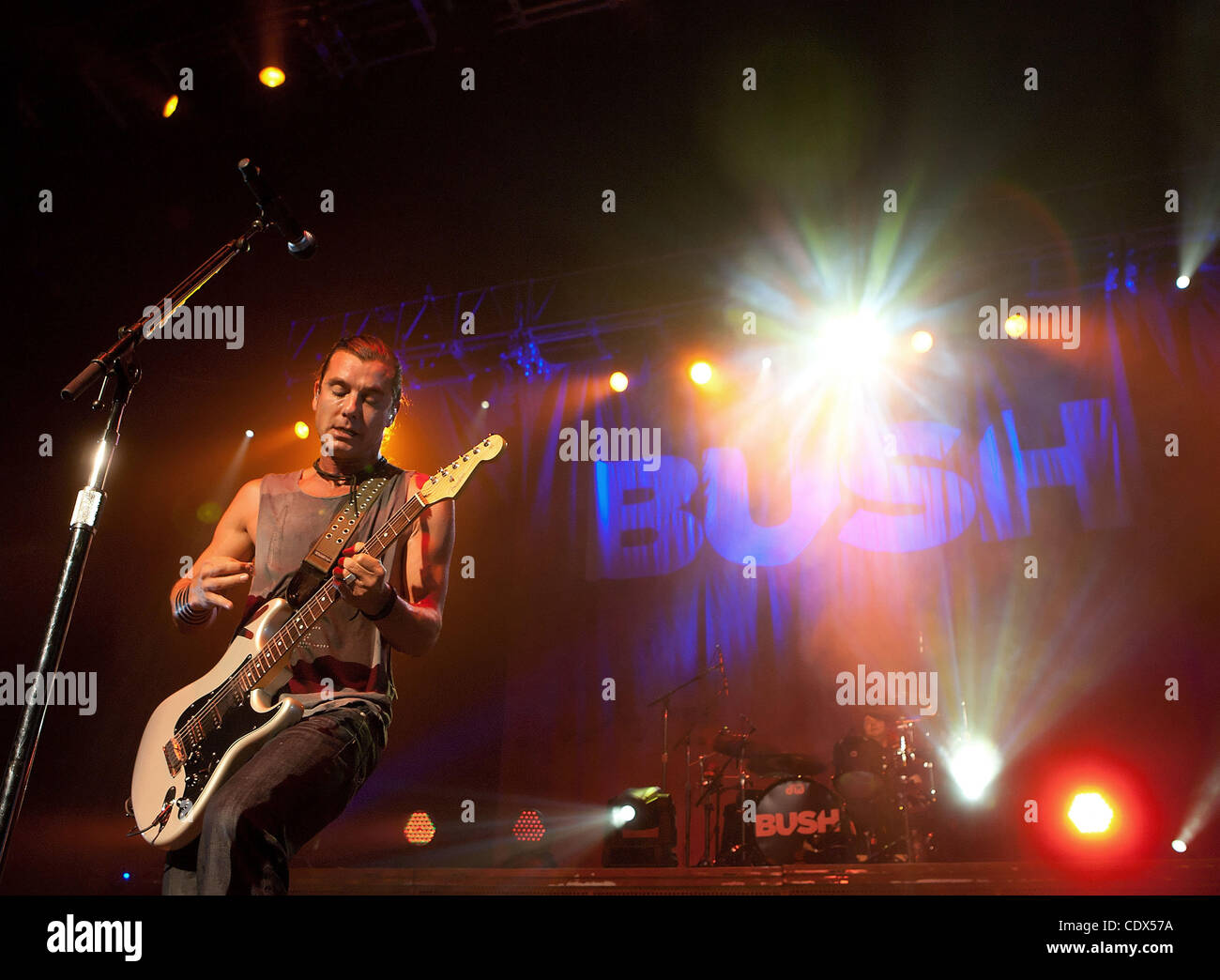 Oct. 01, 2011 - Broomfield, Colorado USA - GAVIN ROSSDALE, Lead Singer ...