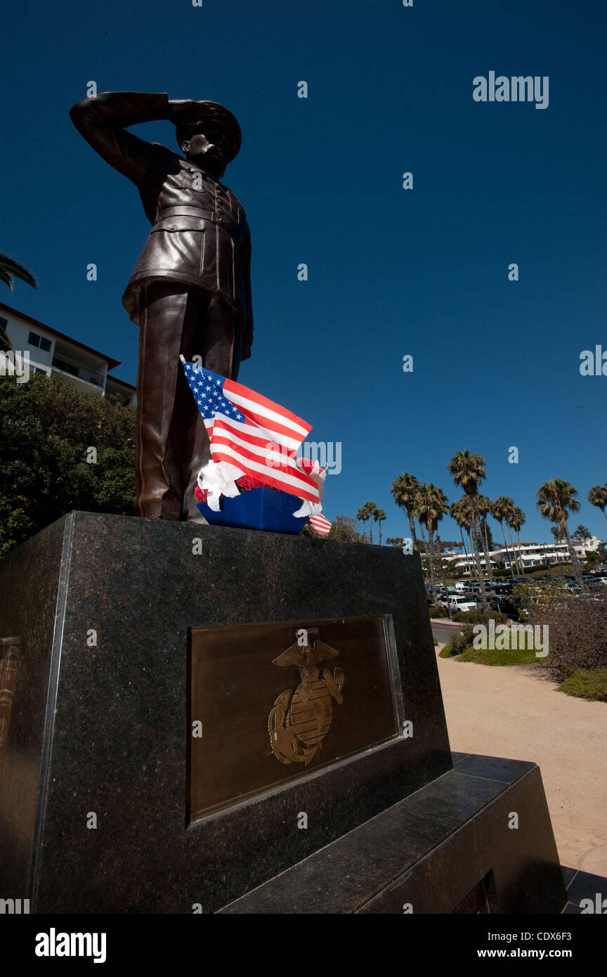 A bronze statue, also known as the Marine Monument, of a saluting US ...