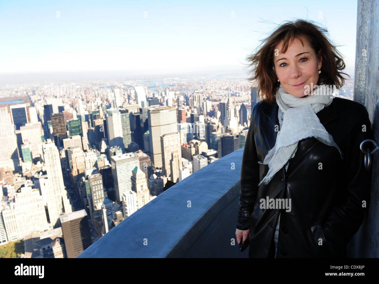 Nov. 9, 2011 - Manhattan, New York, U.S. - Actress ZOE WANAMAKER of ...