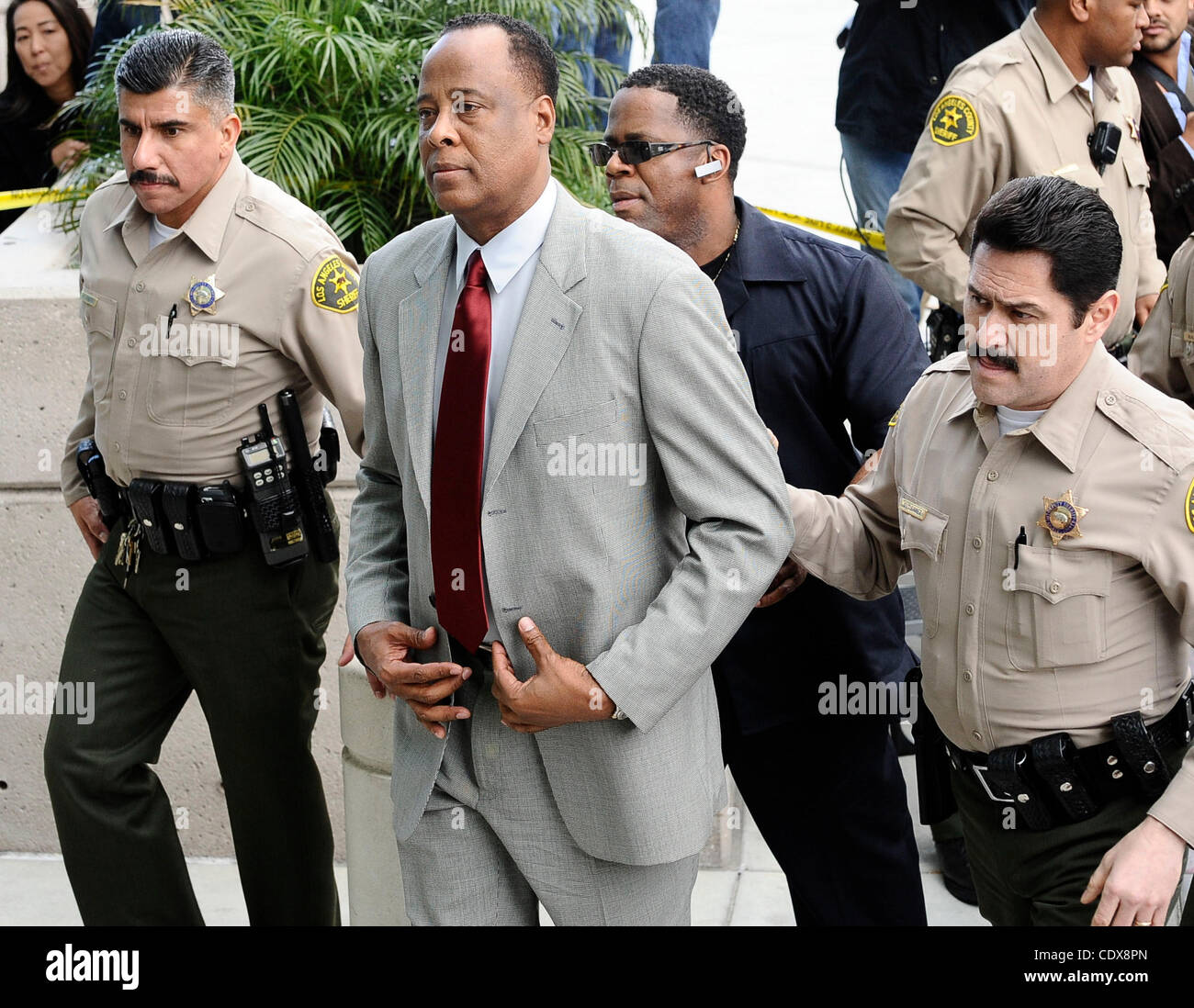 Dr conrad murray hi-res stock photography and images - Alamy