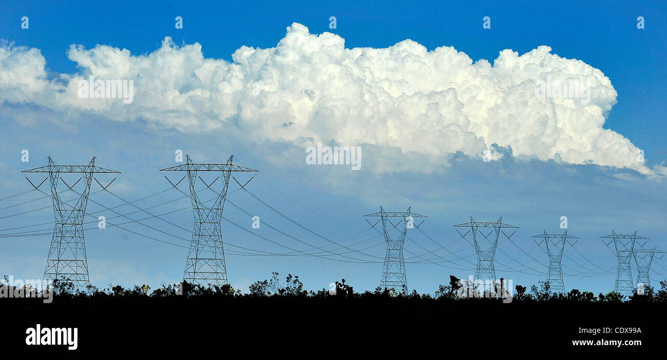 Storm cells hi-res stock photography and images - Alamy