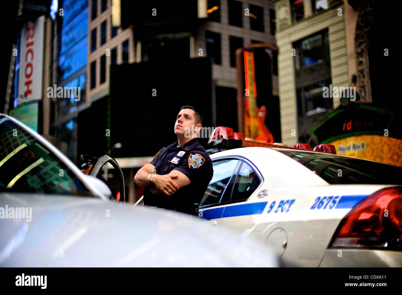 Sept. 11, 2011 - New York, New York, U.S. - A New York City police ...