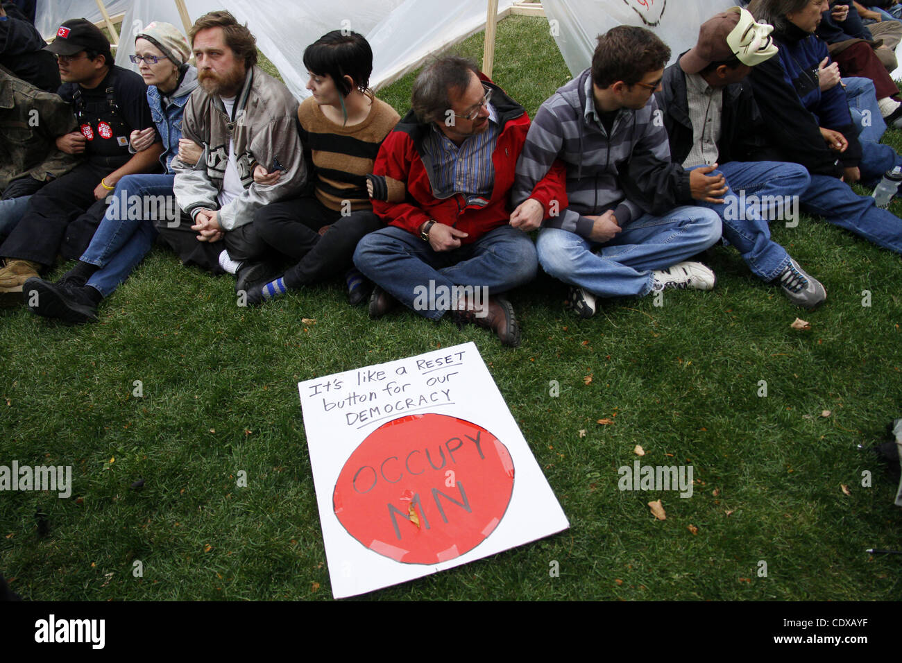 Civil disobedience protesters lock hi-res stock photography and images ...