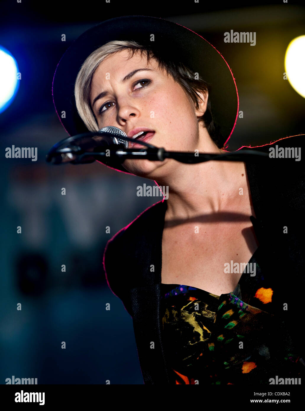 Australian singer missy higgins hi-res stock photography and images - Alamy