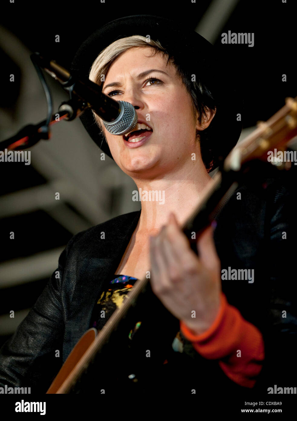 Australian singer missy higgins hi-res stock photography and images - Alamy