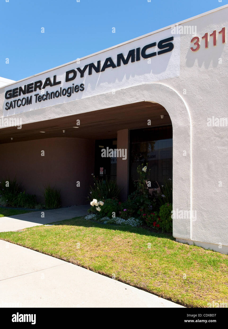 General dynamics building hi-res stock photography and images - Alamy