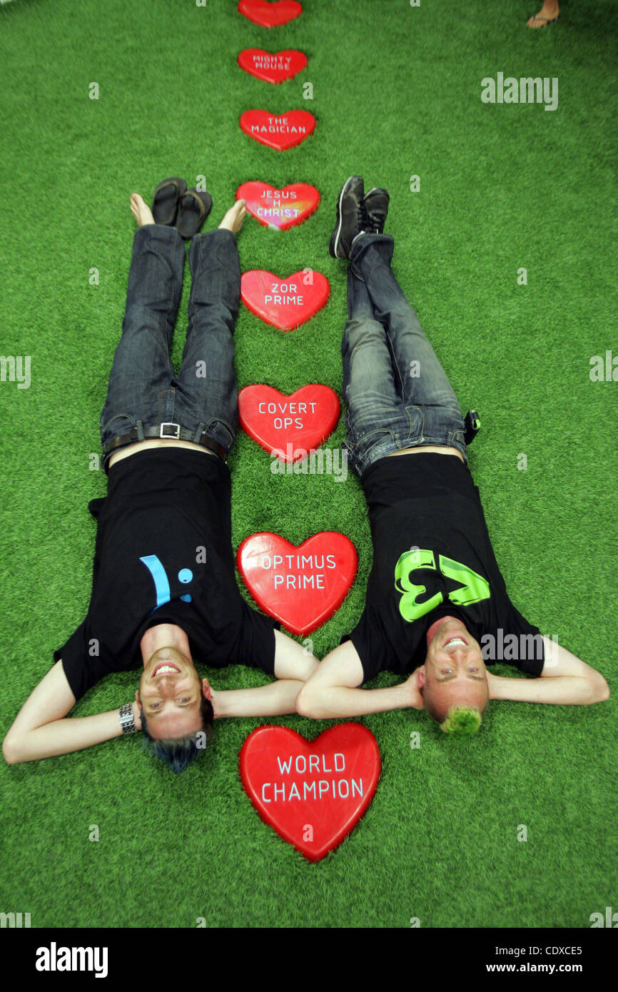 Chris Lyman and Corey Brundage, co-founders of SendLove. (Photo by ...