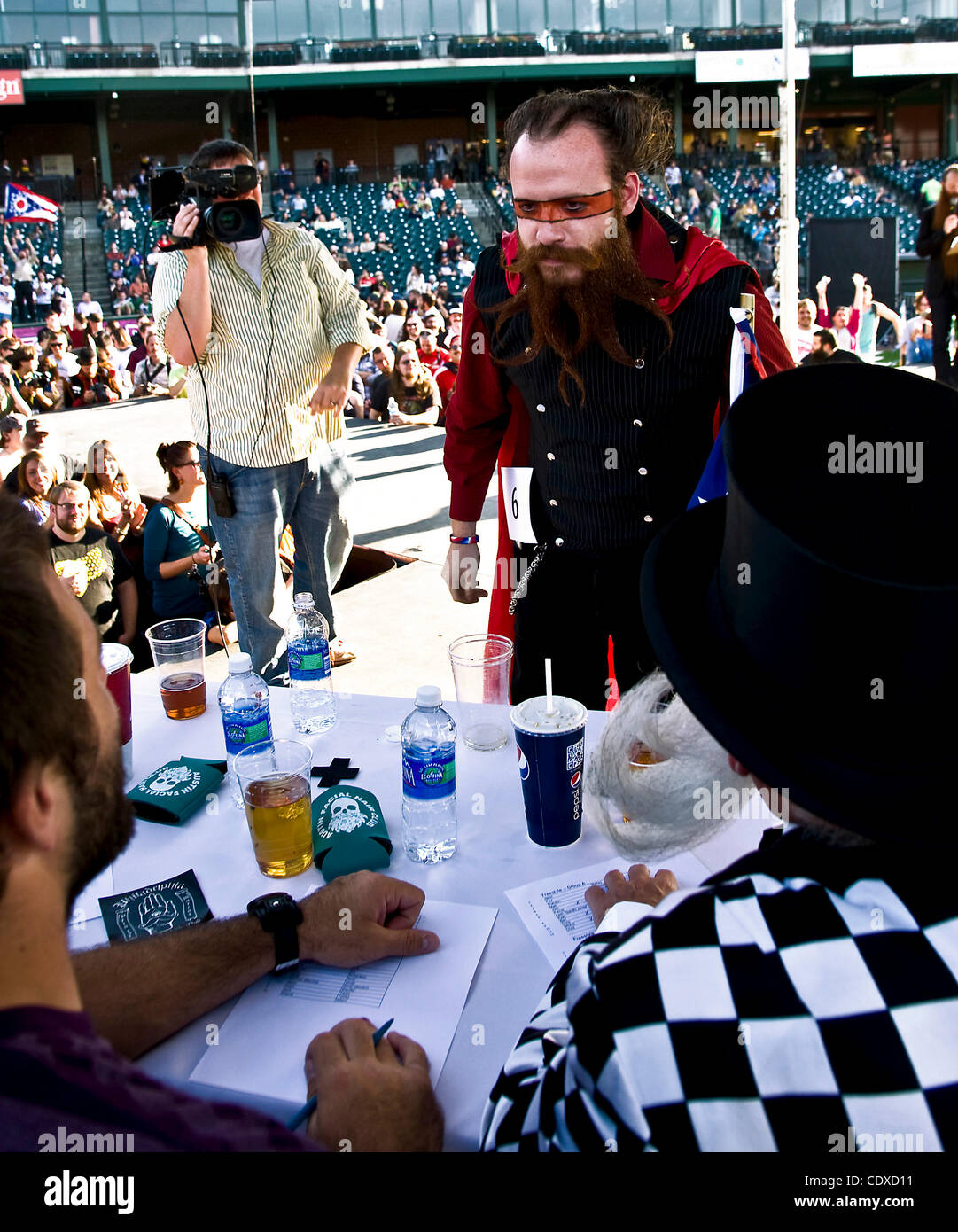 Full beard freestyle hi-res stock photography and images - Alamy