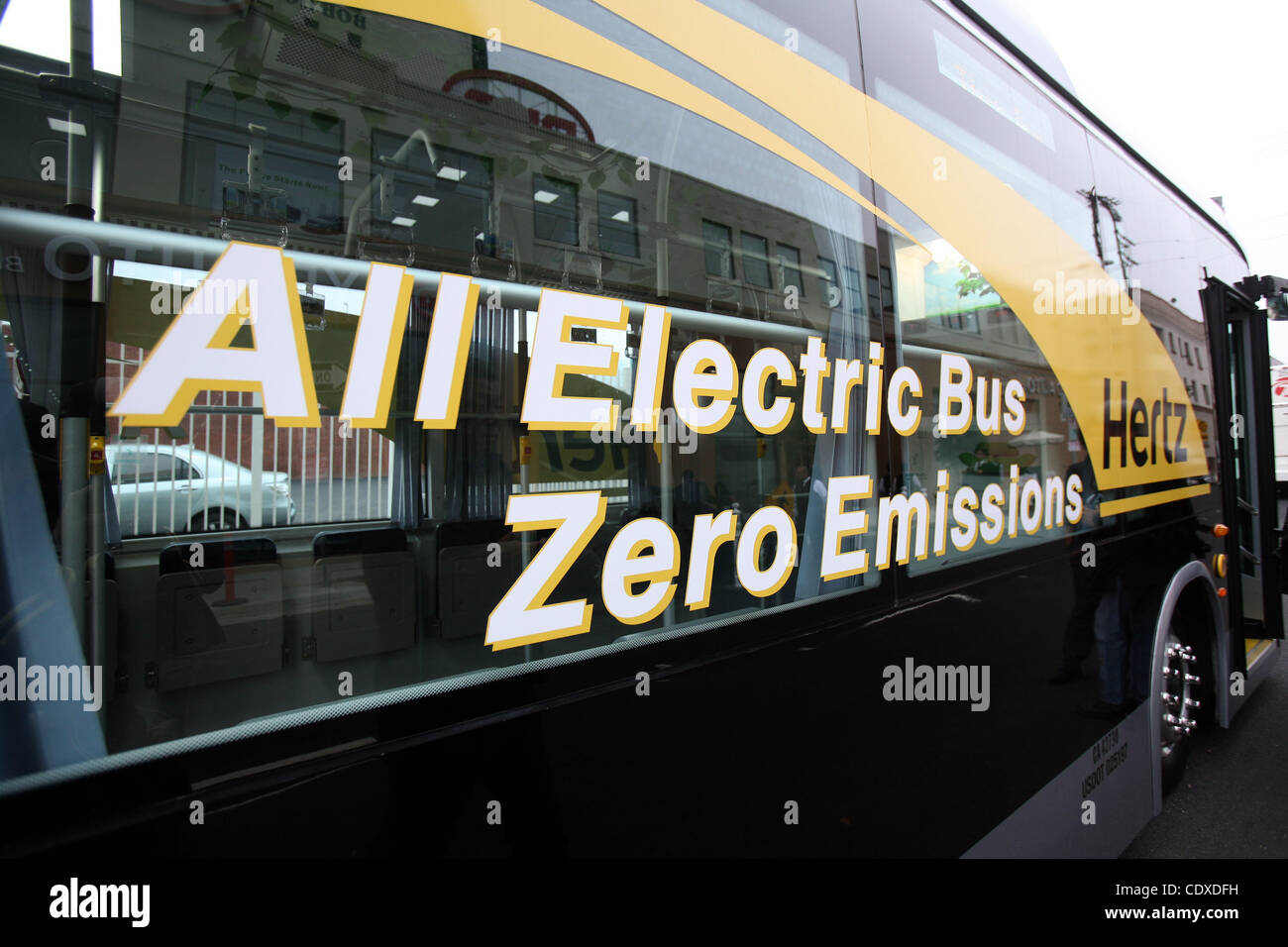 Byd bus los angeles hi-res stock photography and images - Alamy