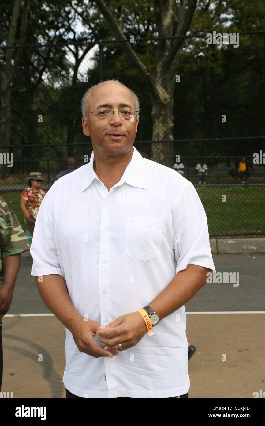 Bill thompson hi-res stock photography and images - Alamy