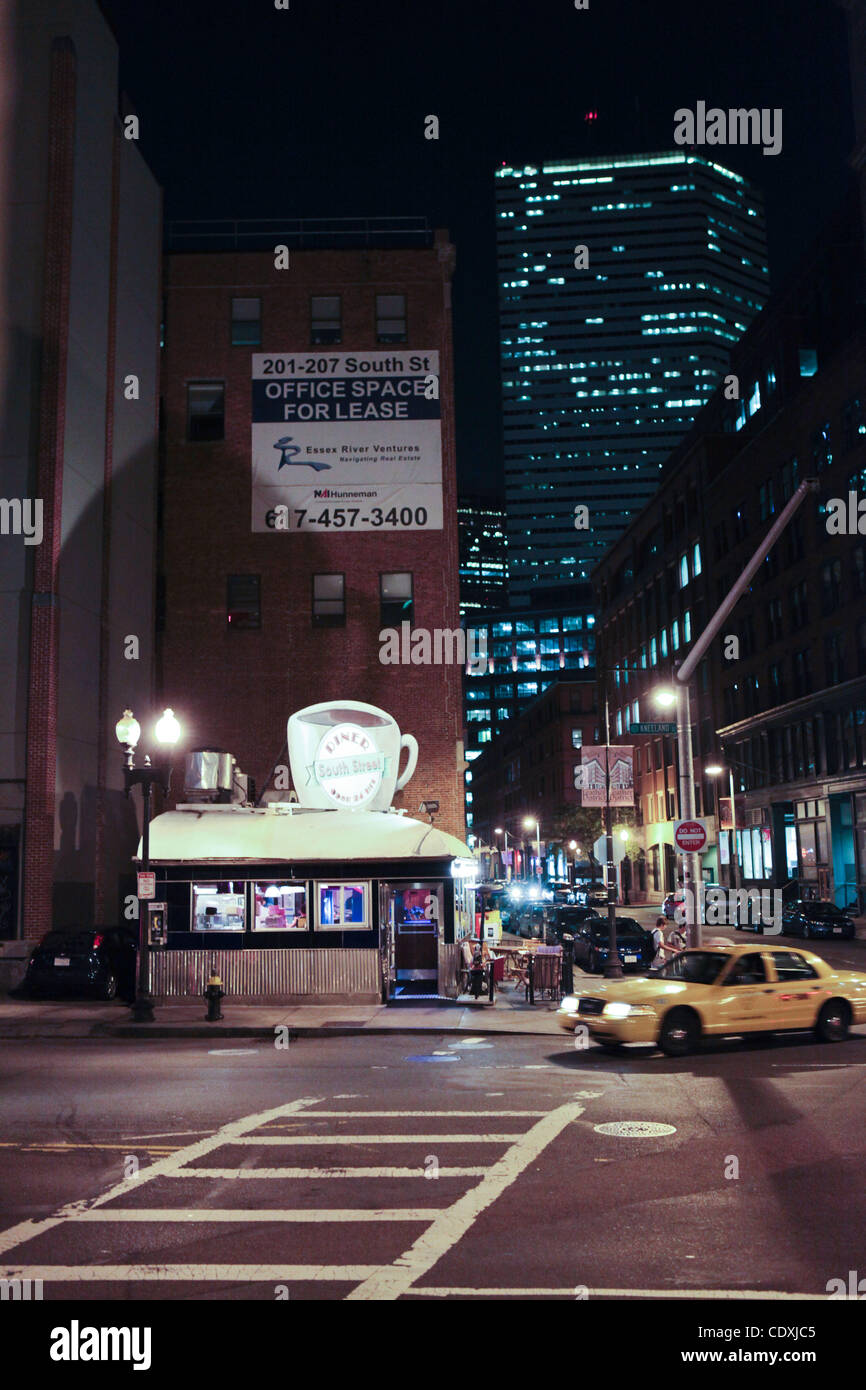 The South Street Diner, formerly the Blue Diner, in Boston ...