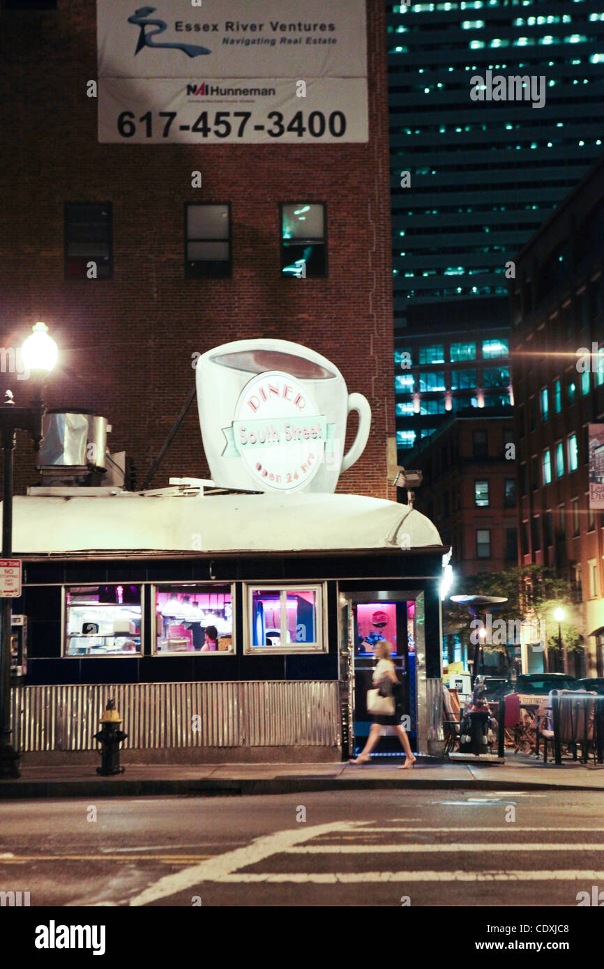 The South Street Diner, formerly the Blue Diner, in Boston ...
