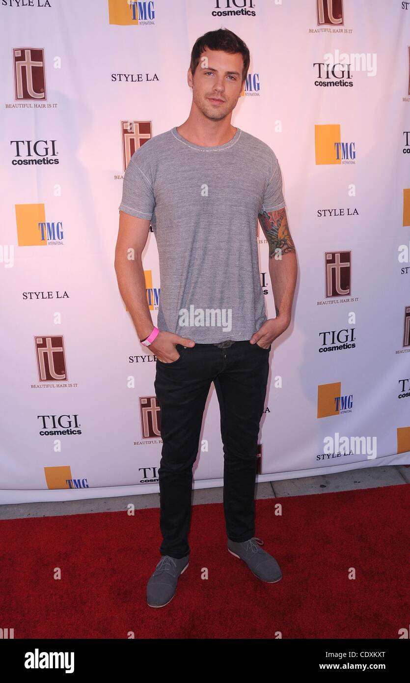 Tilky jones hi-res stock photography and images - Alamy