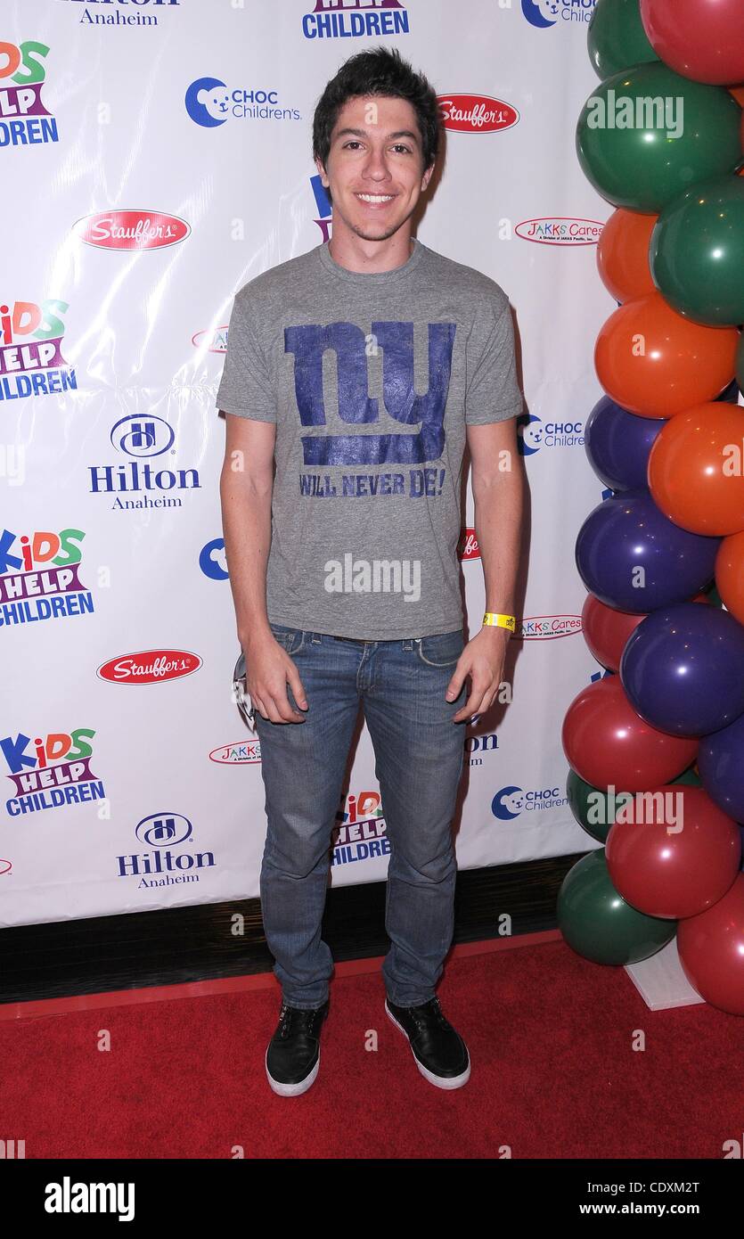 Aug. 14, 2011 - Hollywood, California, U.S. - ''Kids Help Children ...