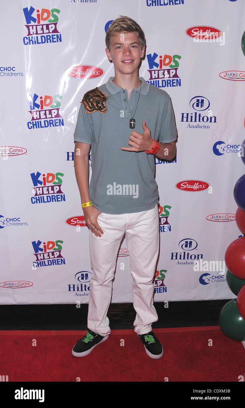Aug. 14, 2011 - Hollywood, California, U.S. - ''Kids Help Children ...